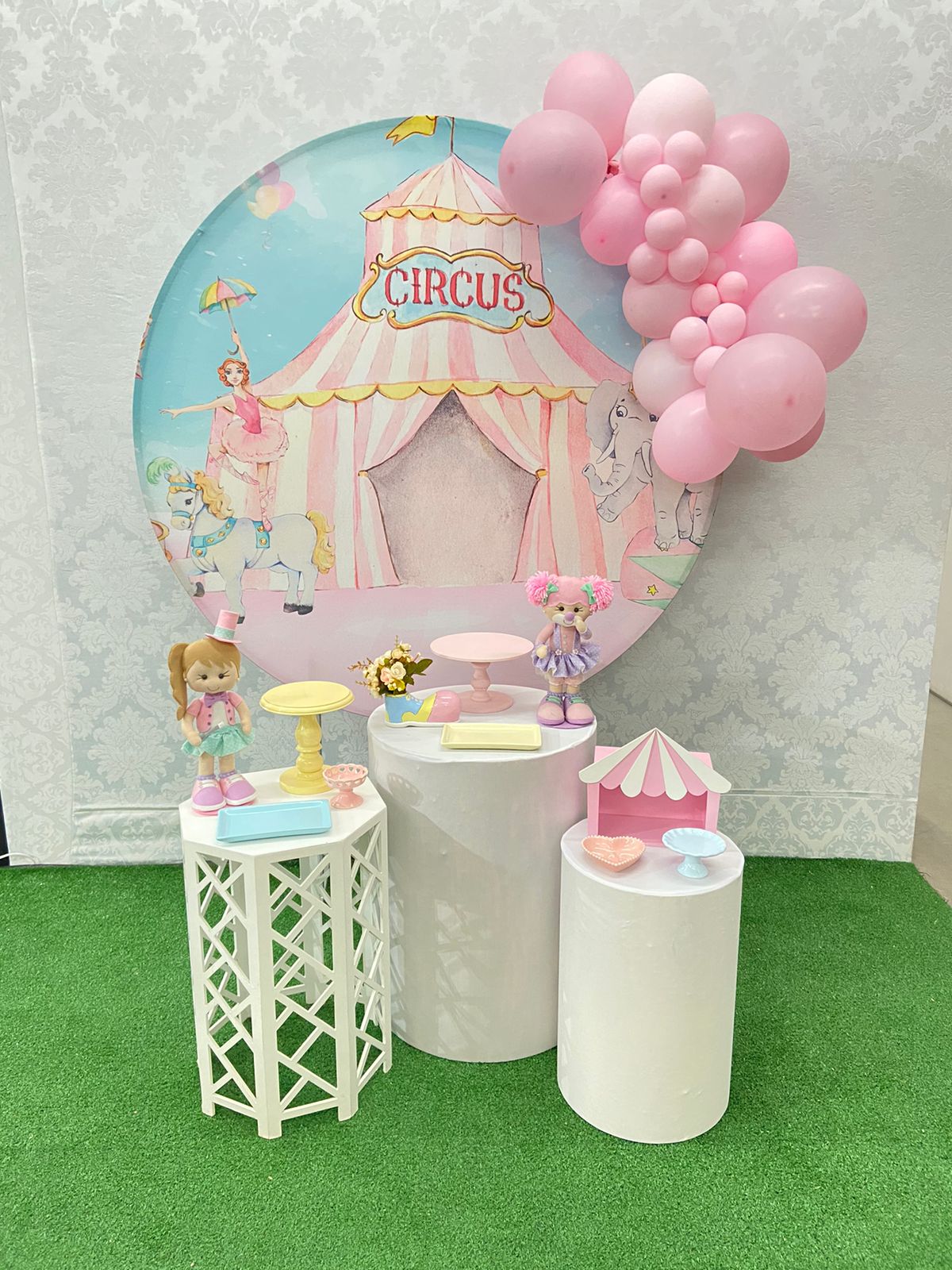 Aluguel kit petit circo candy color - Fuxica Locações de Kits e ...