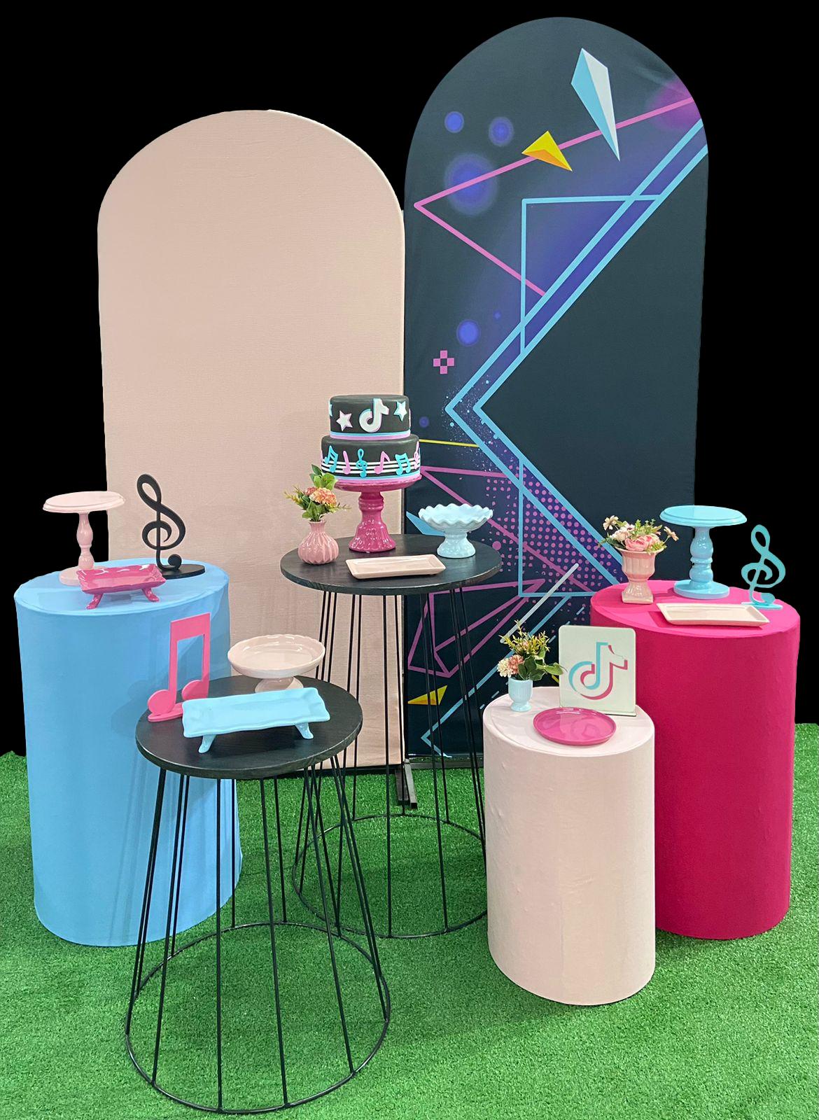 Aluguel Kit tik tok c/ Rosa - Fuxica Locações de Kits e Materiais para ...