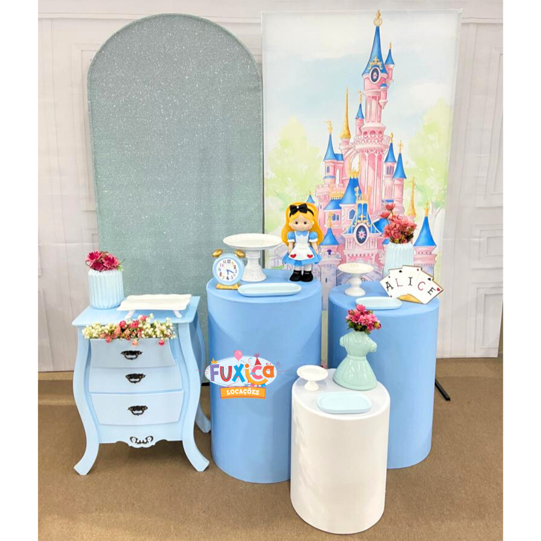 Aluguel Kit Alice - Painel Castelo - Fuxica Locações de Kits e ...